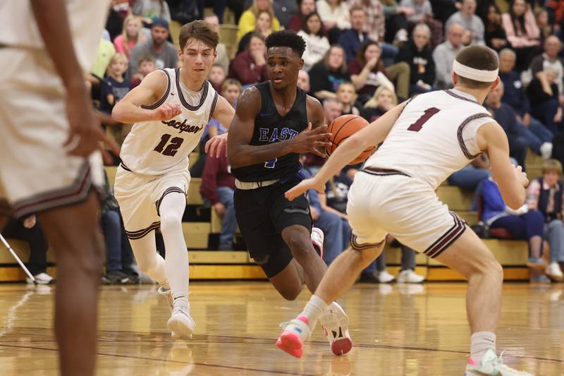Photos: Lincoln-Way East vs. Lockport Boys Basketball – Shaw Local