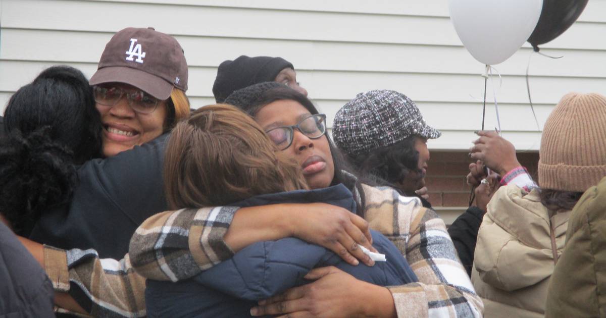 Victims in Joliet mass murder remembered as loving family – Shaw Local