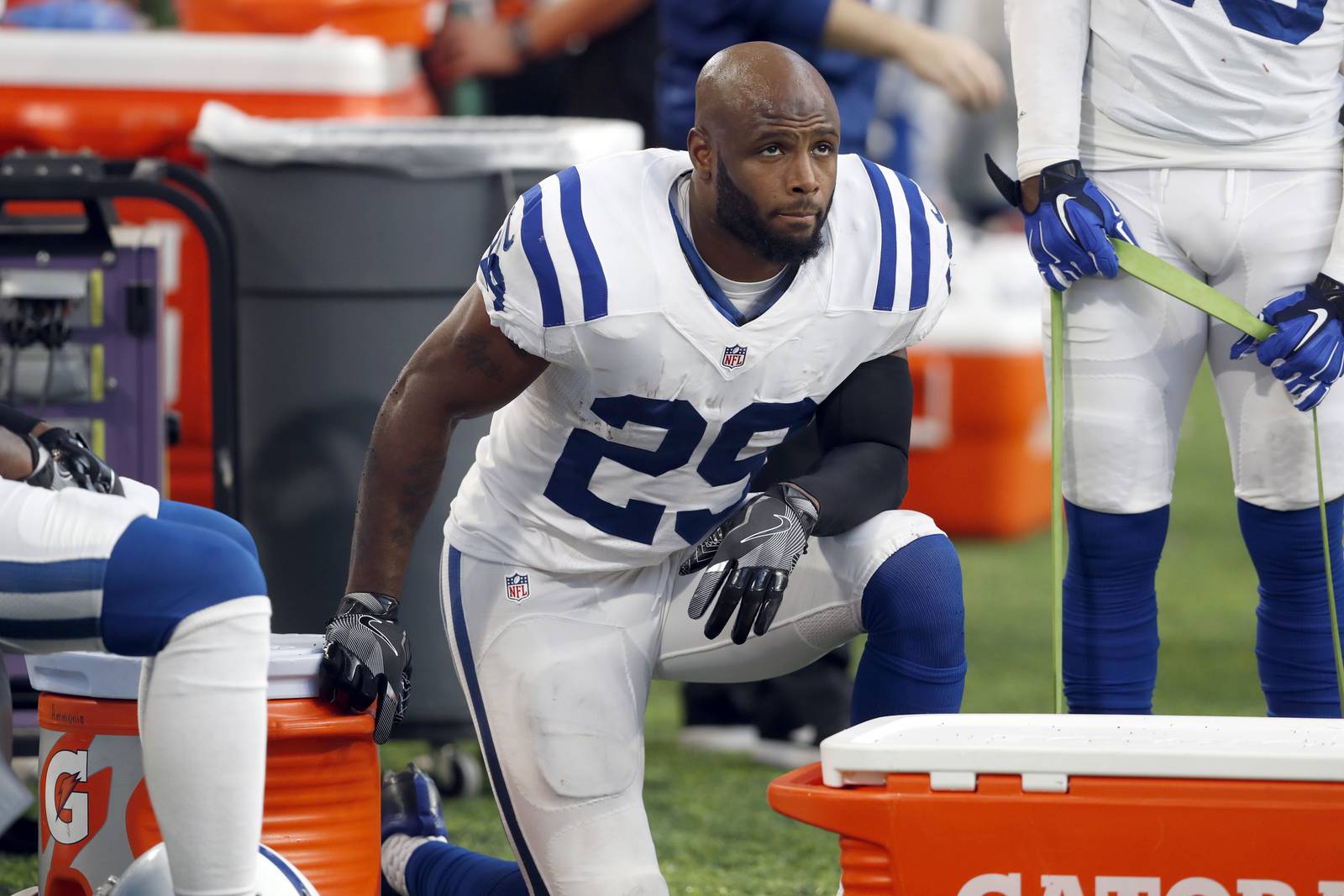 Bears add former NFL safety Mike Adams as assistant defensive backs ...