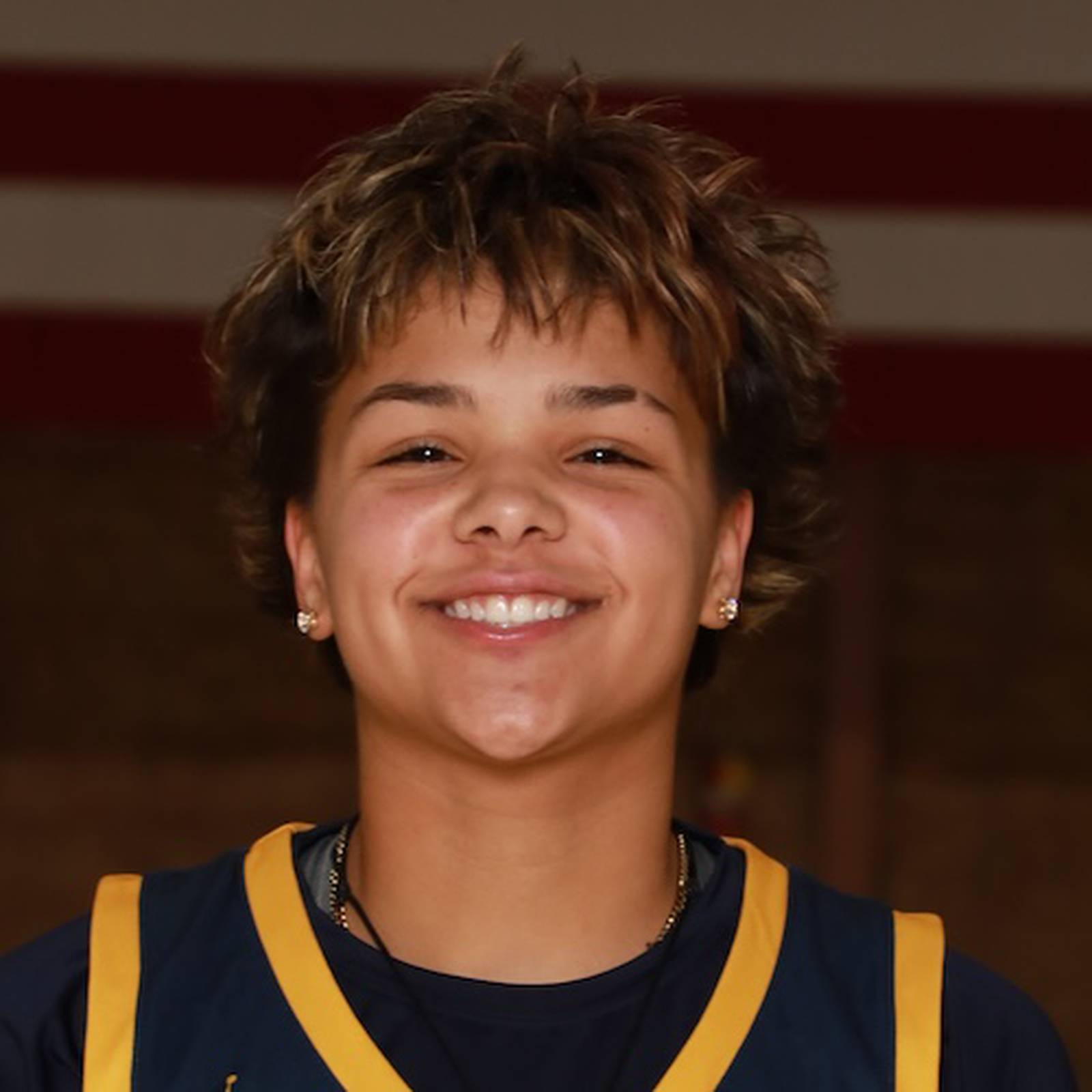 Sterling’s pressure, Joslynn James’ 32 points lead Golden Warriors to ...