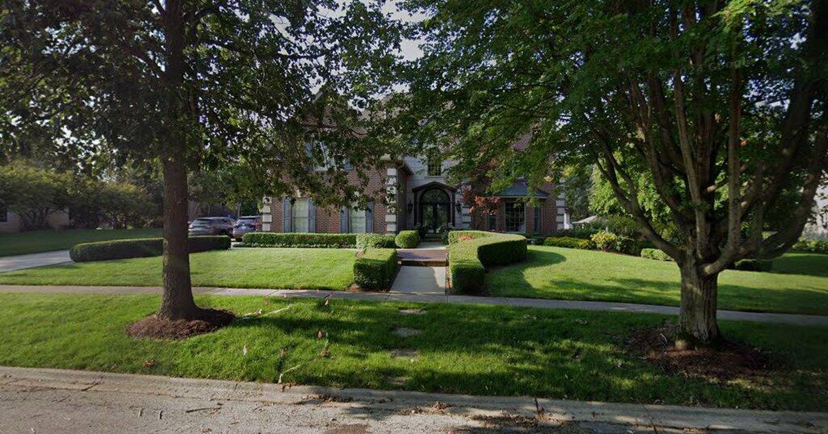 eminem's house clinton township