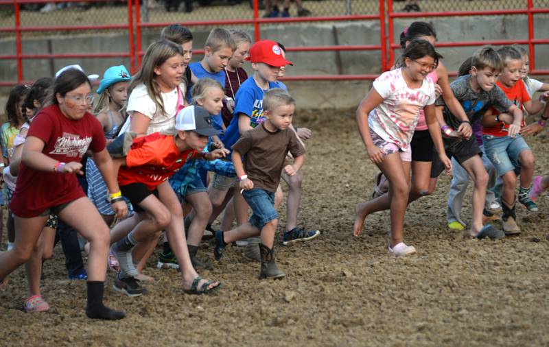 Photos: Ogle County Fair Rodeo – Shaw Local