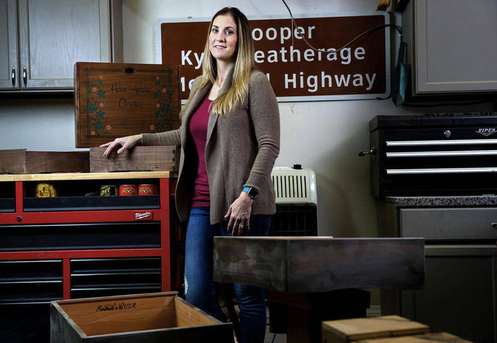 Illinois trooper's widow channels grief into helping others – Shaw Local