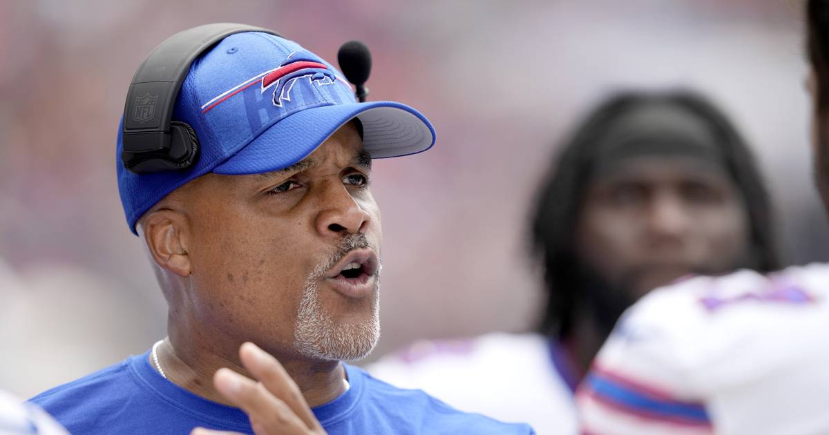 Chicago Bears to hire Eric Washington as defensive coordinator, per ...