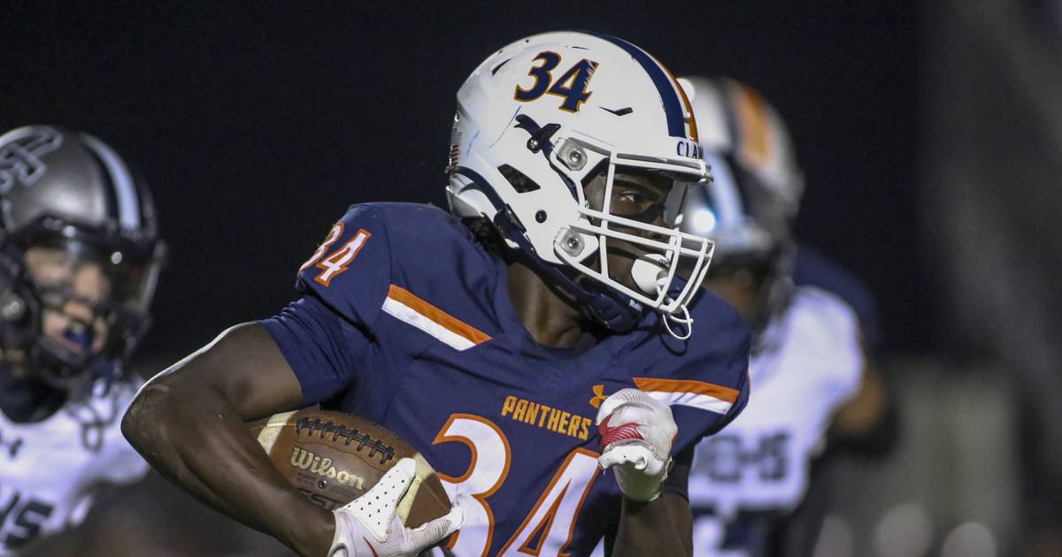 ‘I had to ball out for her’: Oswego RB shines as mom sees him play high ...