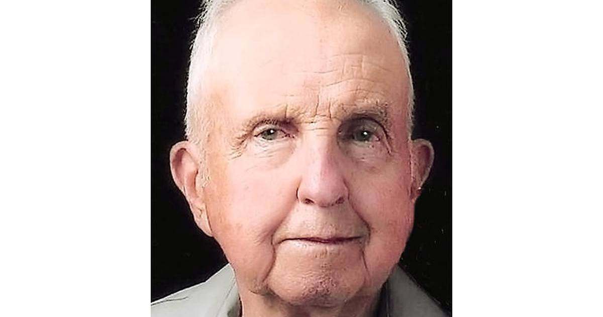 Wayne L. Fields – Shaw Local