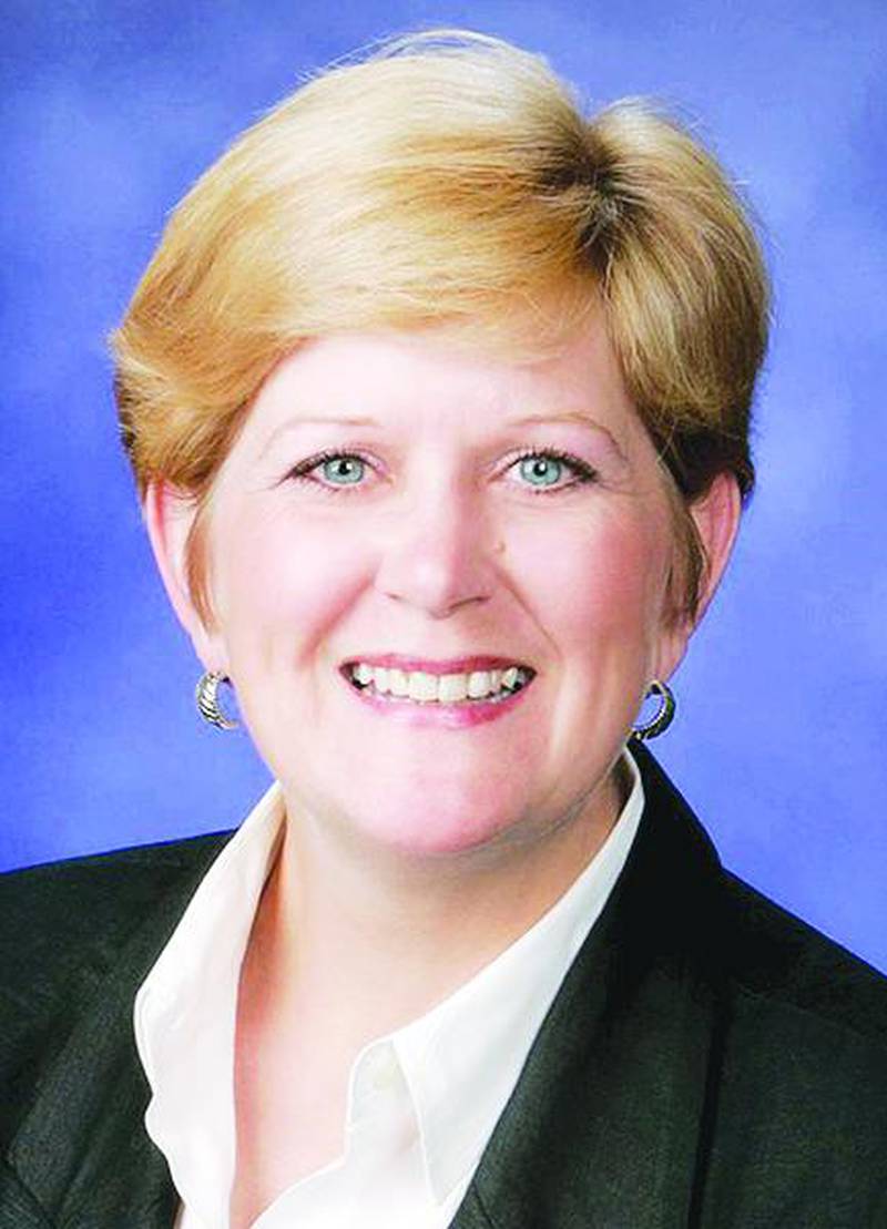 Lori Hewitt heads Elderday Center in Batavia – Shaw Local