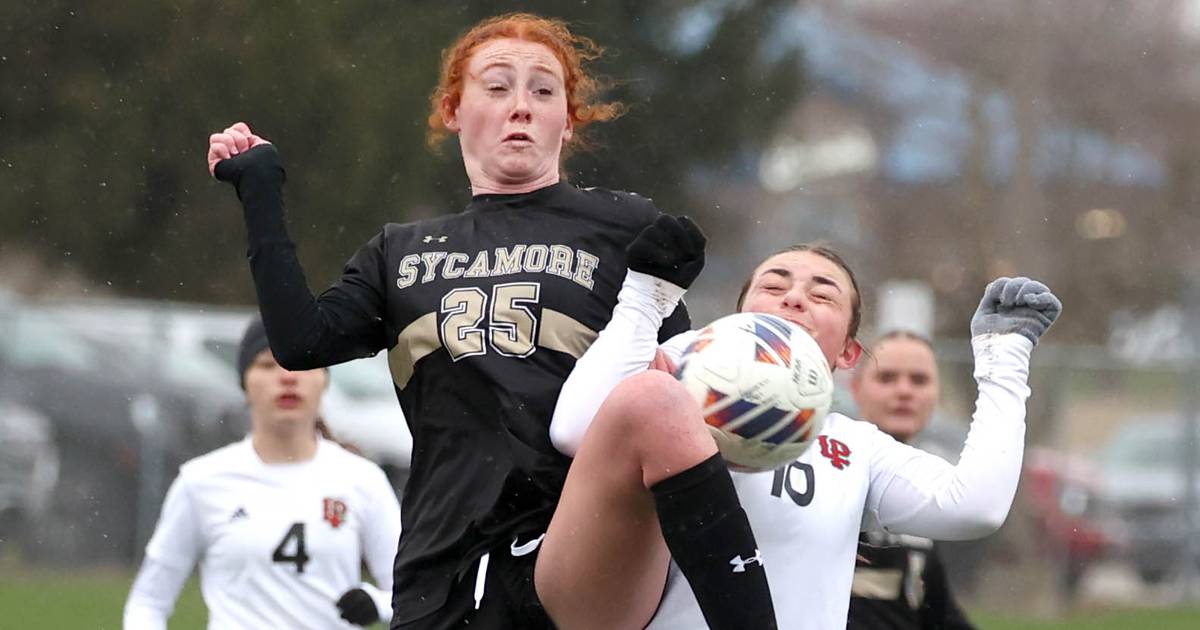 Photos: Sycamore girls soccer hosts La Salle-Peru in steady rain – Shaw ...