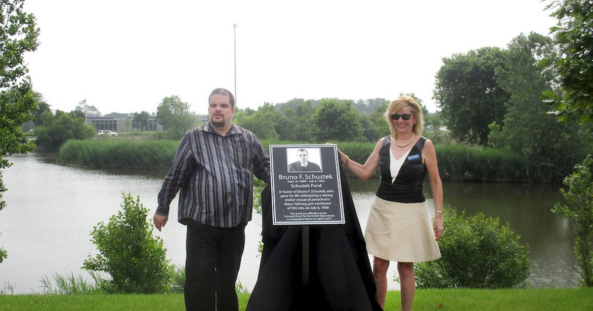 Historians honor man who died in mid-air rescue with pond name in Burr ...