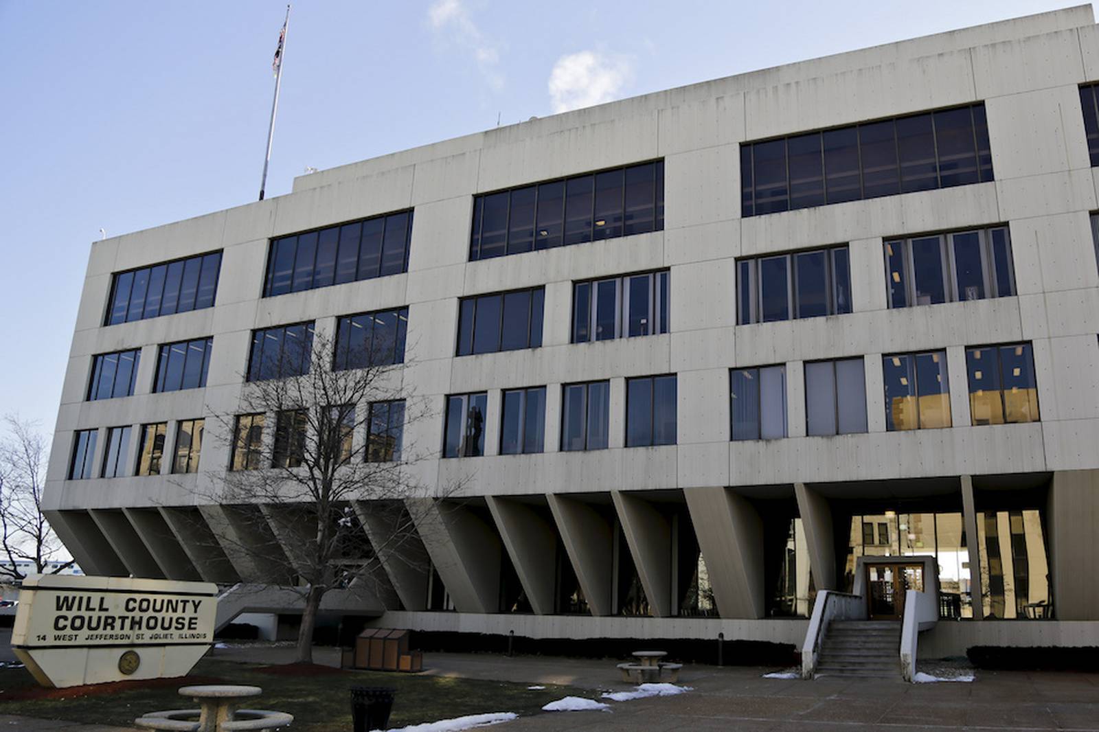 Full cost to demolish old Will County courthouse still unknown ...
