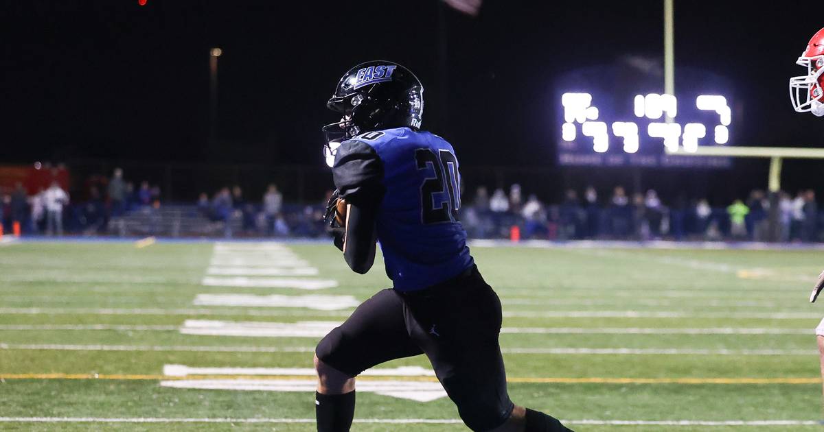 Lincoln-Way East football vs. Minooka Class 8A playoffs score, news ...