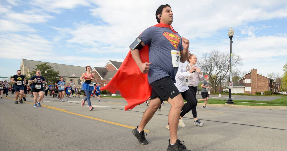 Photos: Super Hero 5K in Wheaton – Shaw Local