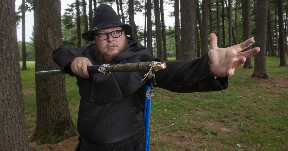Dixon’s live action roleplayers love fantasy, forge real-life bonds ...