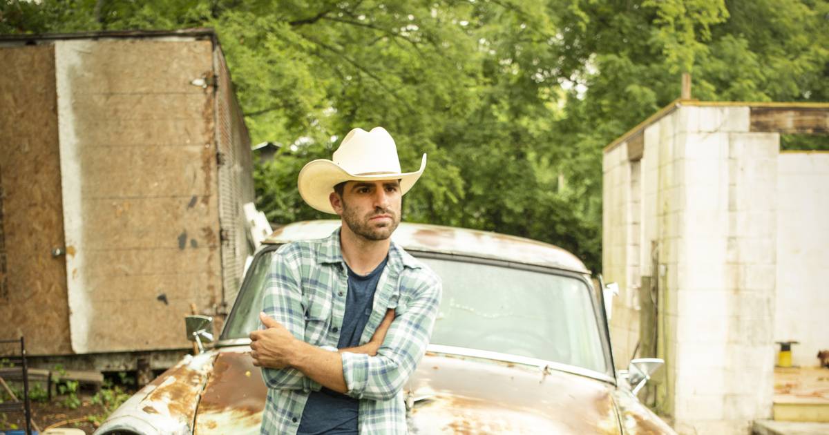 Acclaimed singer-songwriter Mitch Rossell to perform at Woodstock Opera ...