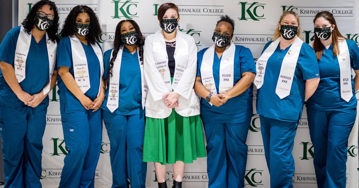 Kish College graduates first class of medical assistant students – Shaw ...