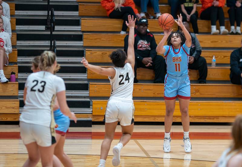 Photos: Batavia vs. Sycamore girls basketball – Shaw Local