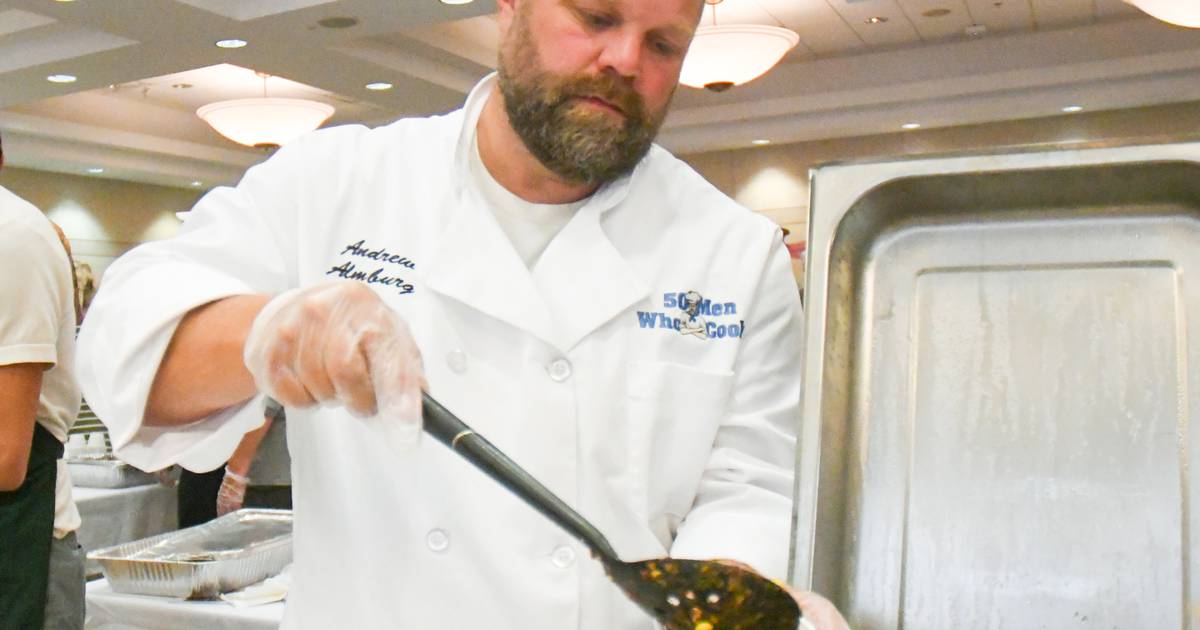Photos: Hundreds eat their way through dishes for 20th annual 50 Men ...