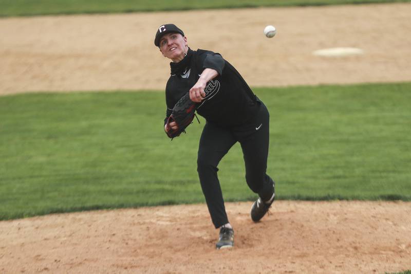 Photos: Lincoln-Way East baseball vs Lincoln-Way Central – Shaw Local