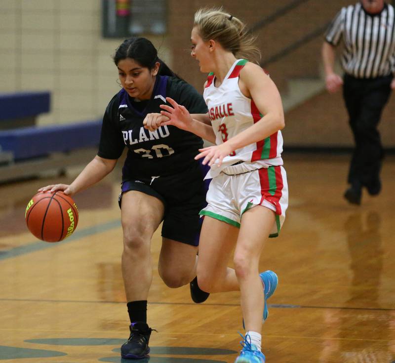 Photos: L-P vs Plano girls basketball in the Tim Humes Breakout Tournament – Shaw Local