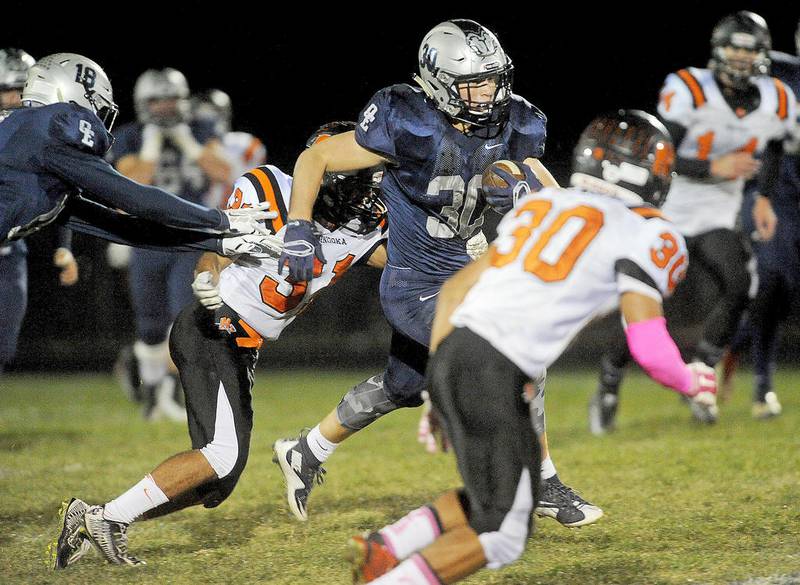 Oswego East Football: Defense sets tone for winning season – Shaw Local