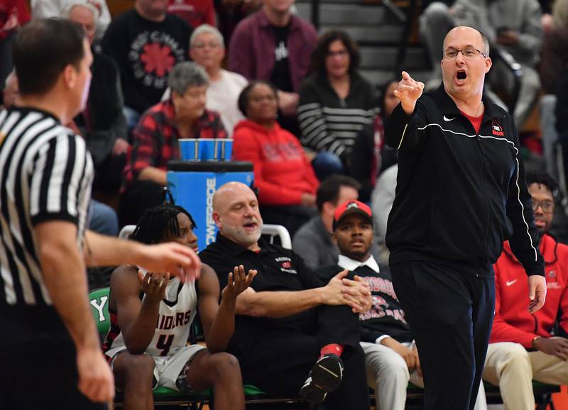Photos: Bolingbrook vs. Metamora Boys Basketball – Shaw Local