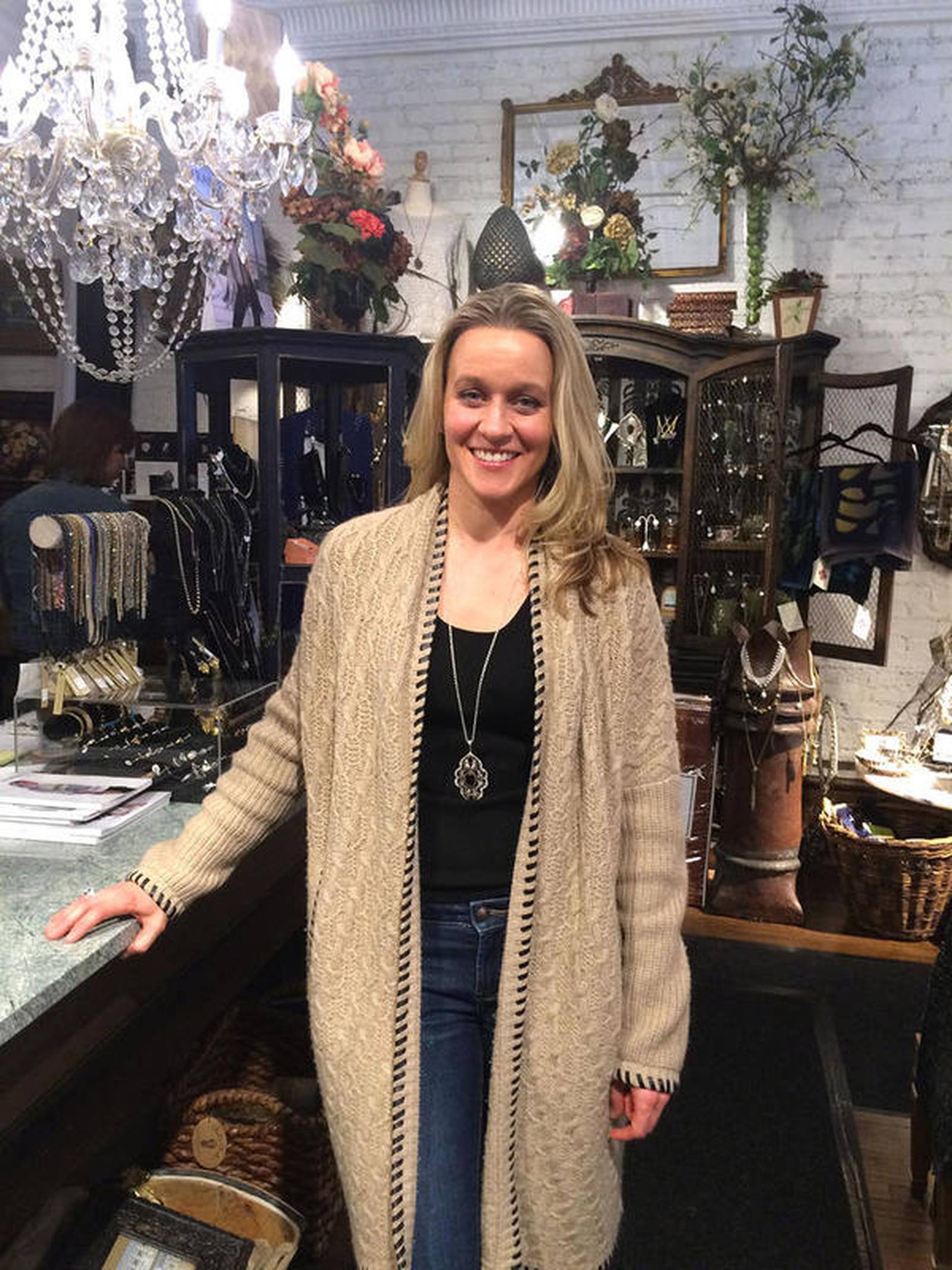 Bella Roba boutique in Wheaton to close – Shaw Local