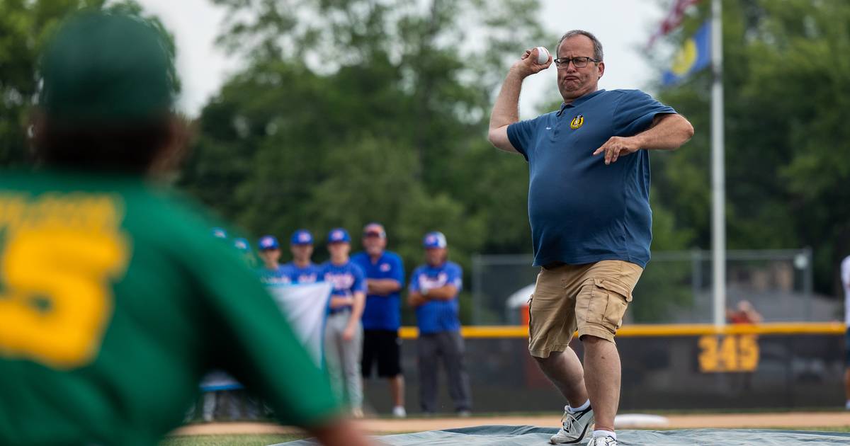 Photos: Central Region Senior Baseball Tournament Opening Ceremony in ...