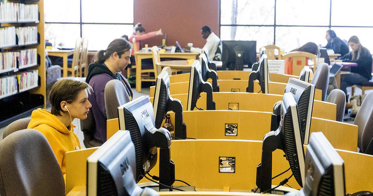 Algonquin library trustees consider $7 million main branch expansion ...