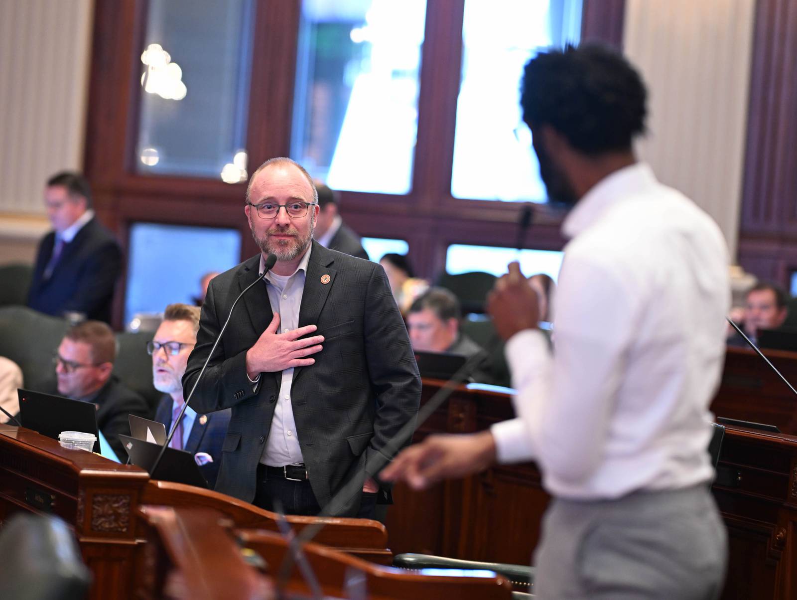 State Rep. Davis gets Child Abuse Notice Act through Illinois House ...