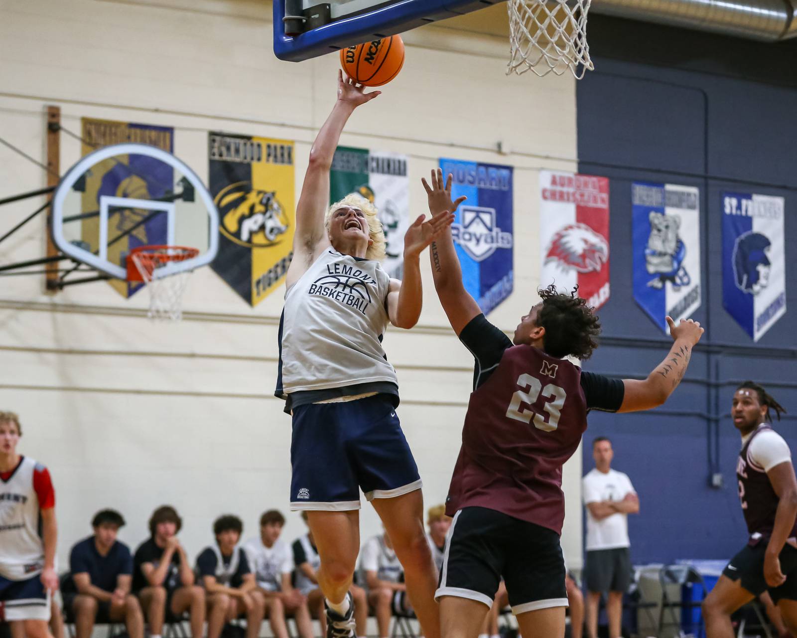Lemont, with a new starting five, shows development during the summer ...