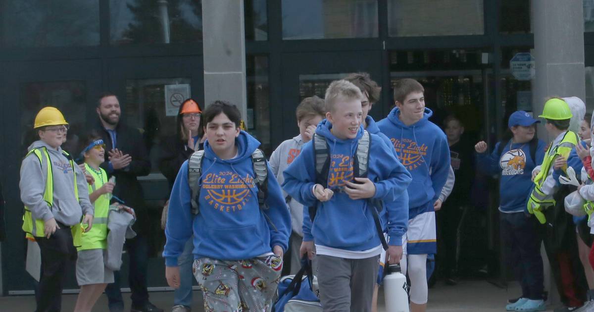 Photos: Oglesby Washington Bulldogs seventh-grade boys basketball send ...