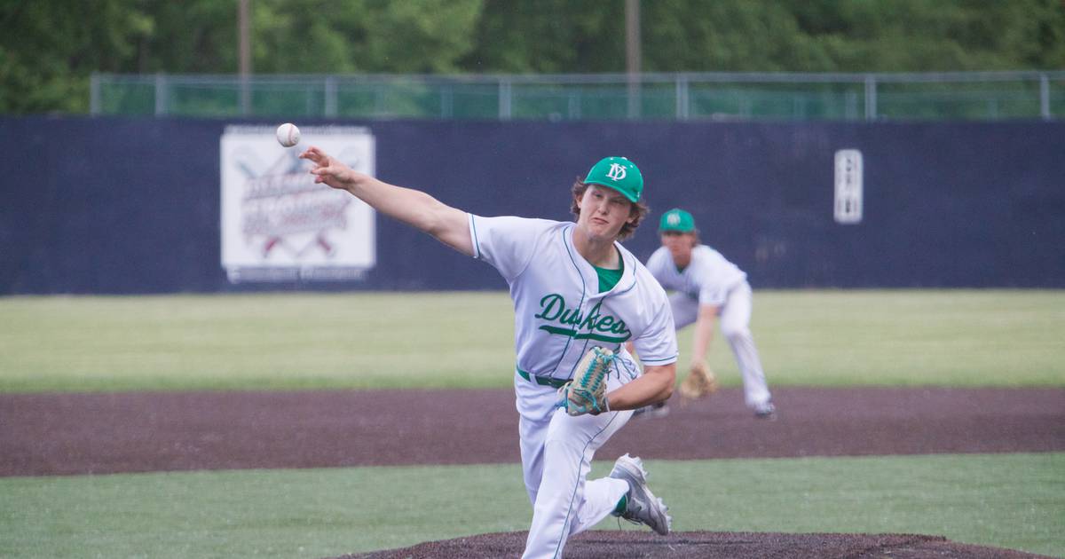 Baseball: Ryan Sloan, York shut down No. 1 seeded St. Charles East in ...