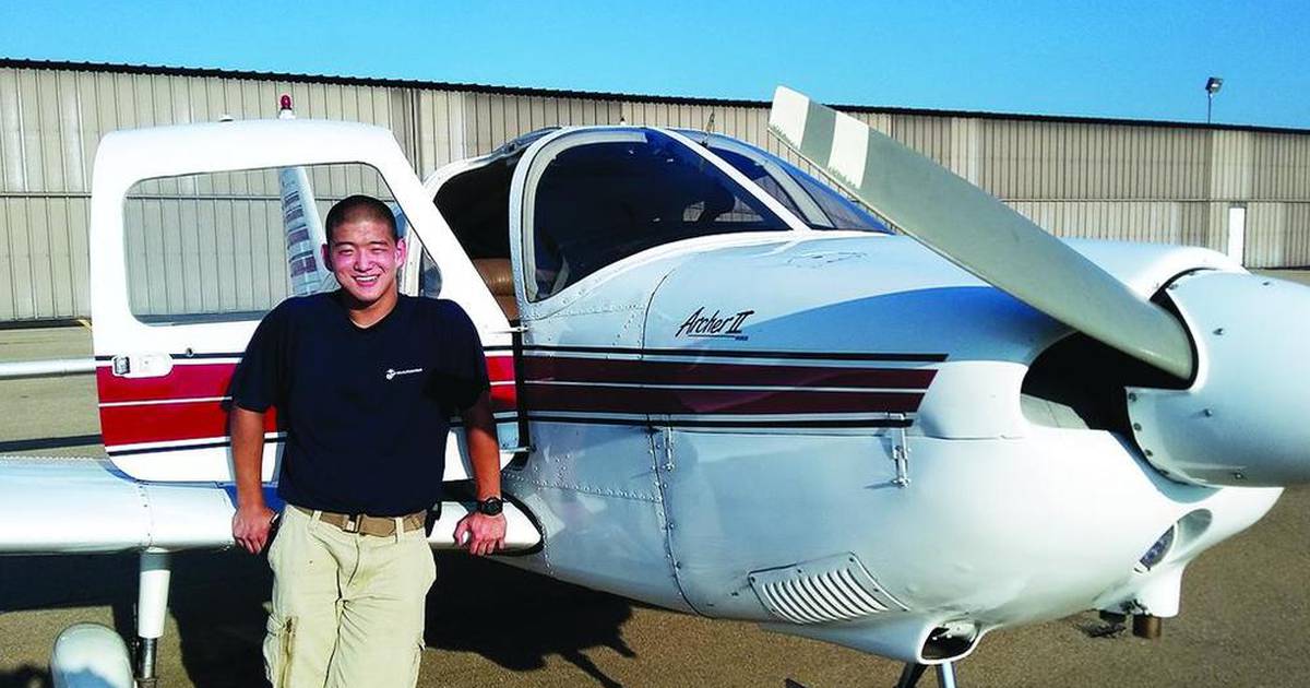 Peacock completes first solo airplane flight – Shaw Local