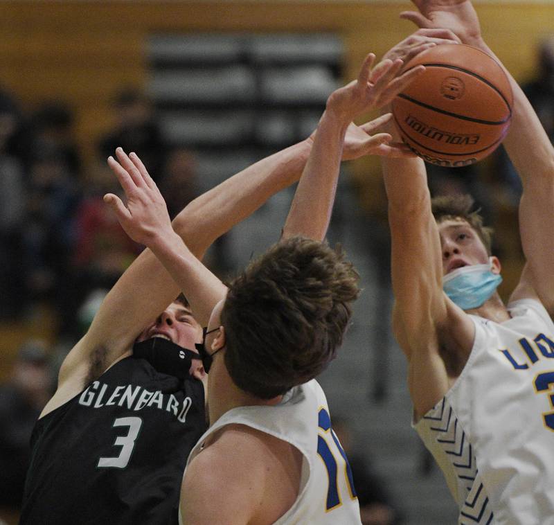 Photos: Glenbard West vs. Lyons, Jack Tosh Holiday Classic championship ...