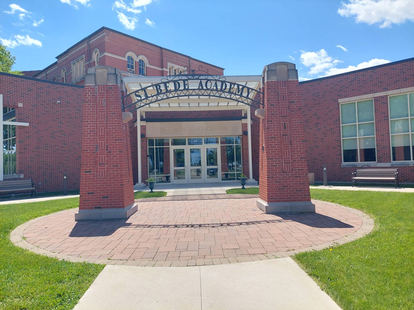 St. Bede Academy to host junior high tour day March 29 – Shaw Local