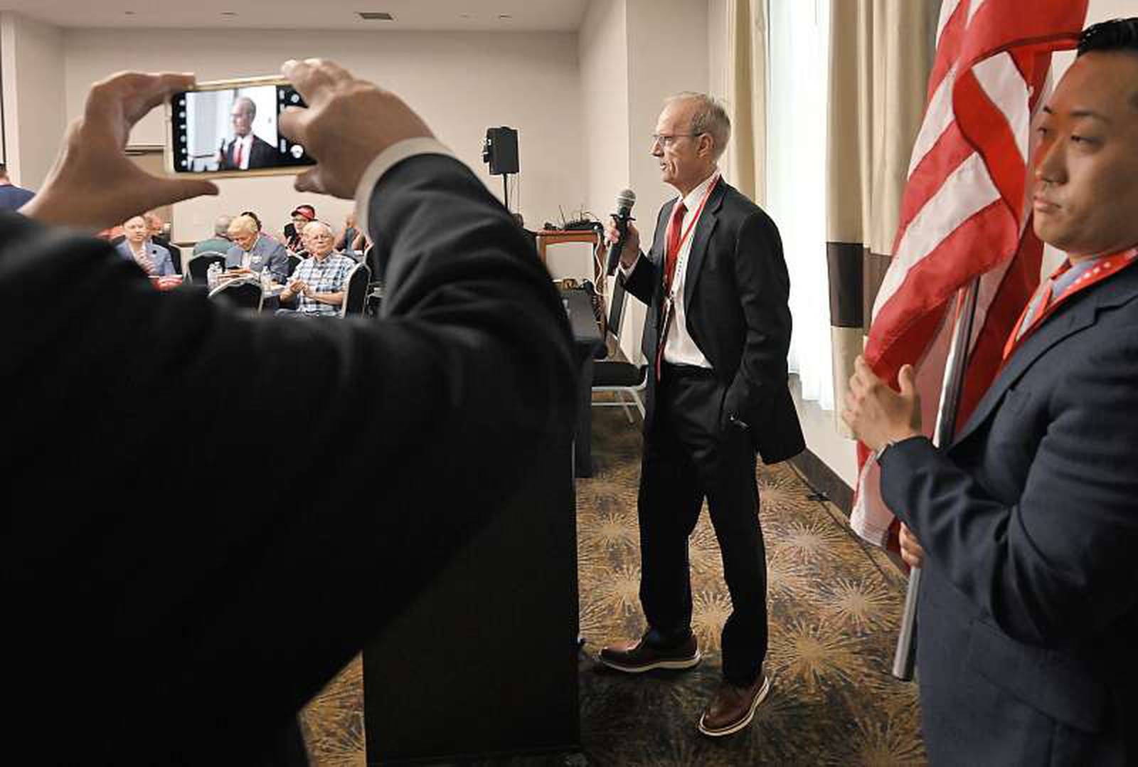 Illinois Republicans open convention with quest to unify behind Trump ...