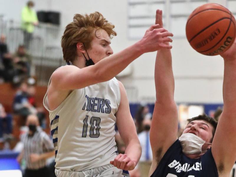 Photos: BV at PHS sophomore boys – Shaw Local