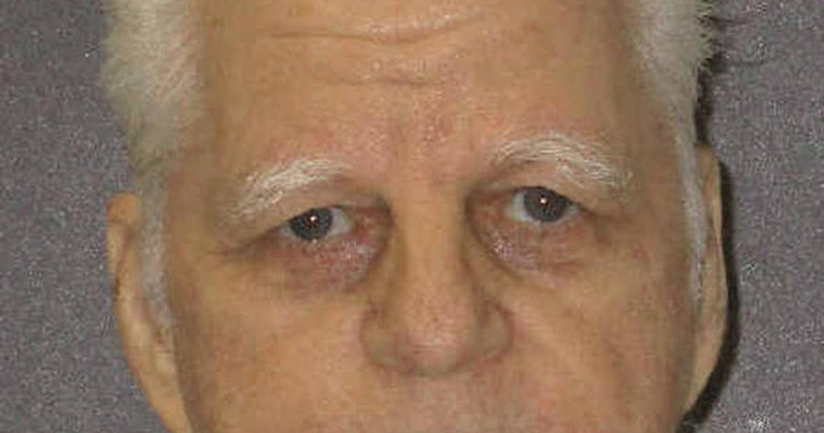 Chaos erupts, 2 arrested during Texas execution of Billie Wayne Coble ...