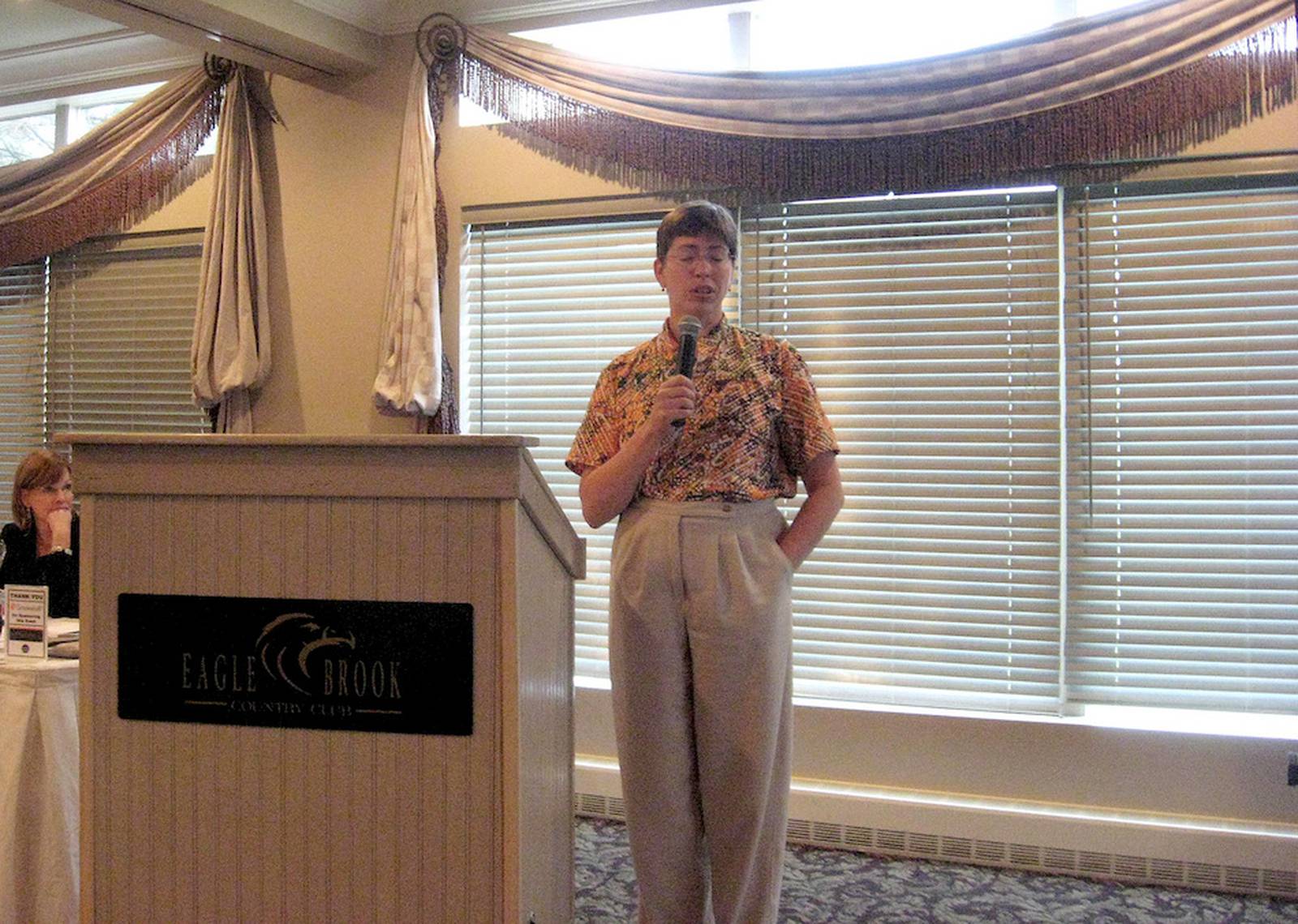 Sheila Simon unveils initiative to help domestic violence survivors ...