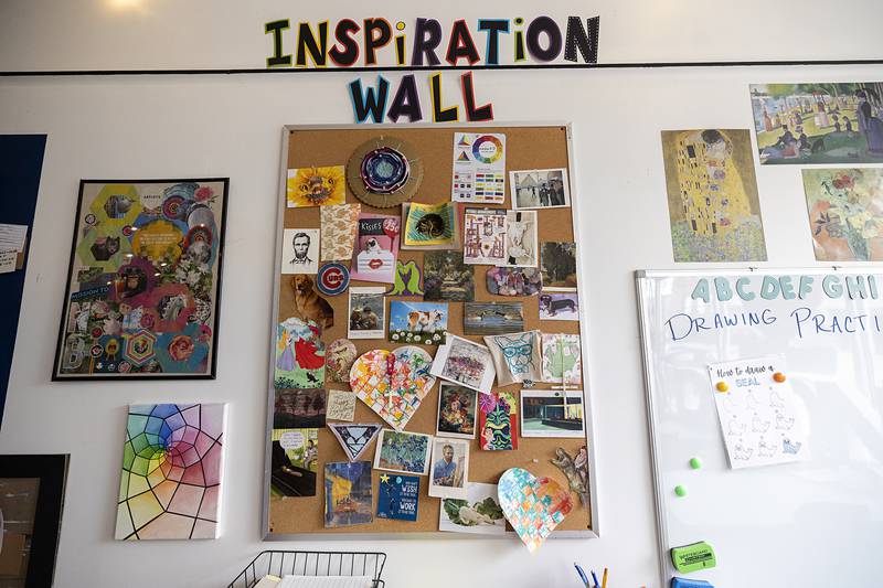 Dixon artist opens art studio, hopes people will challenge themselves ...