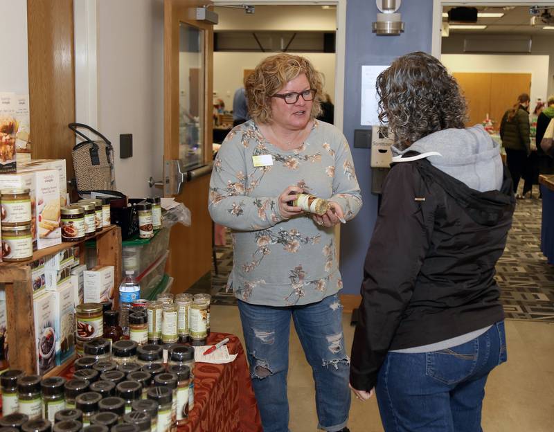 Photos: Sugar Grove hosts annual Wintermarket – Shaw Local