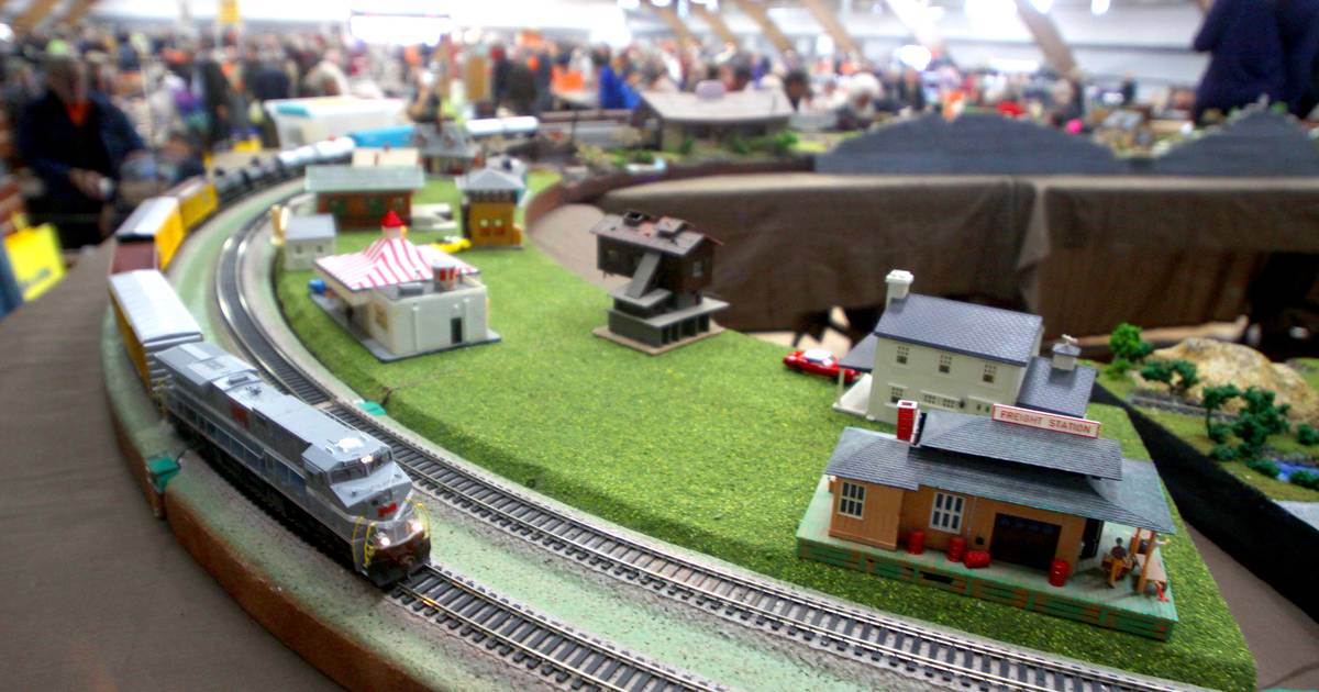 5 Things to Do: Great Midwest Train Show, Summer Daze Festival in ...