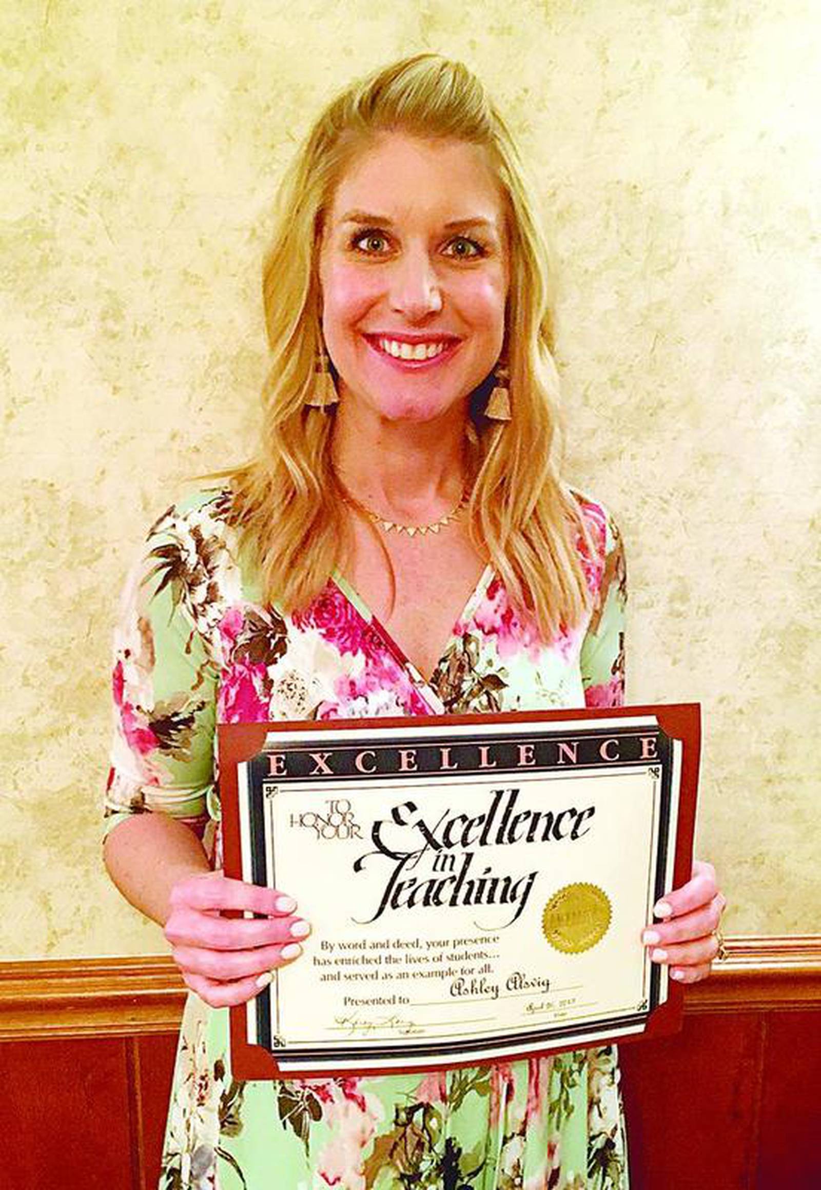 Princeton native honored at Streator banquet – Shaw Local
