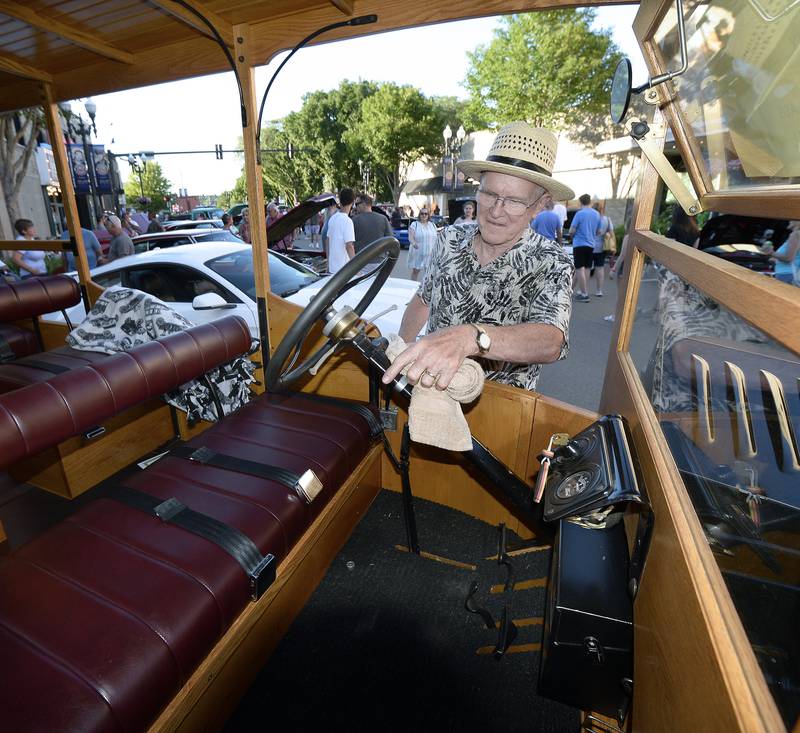 Photos: Ottawa hosts a pair of festivals Friday – Shaw Local