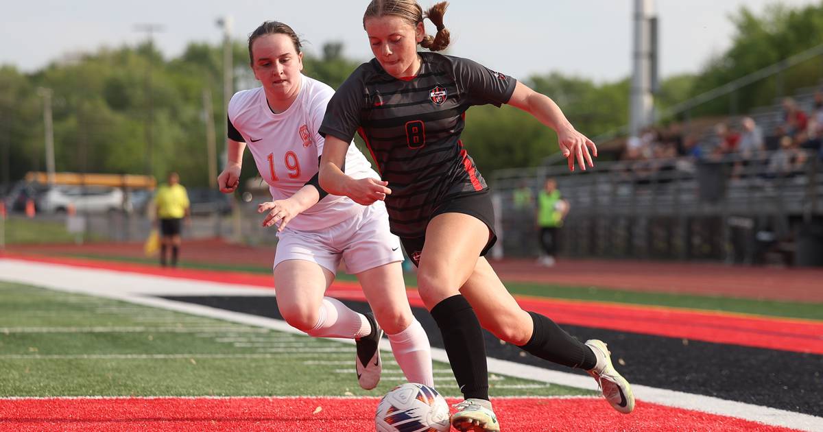 Girls soccer: Reagan Schultz, defense lead Lincoln-Way Central past ...