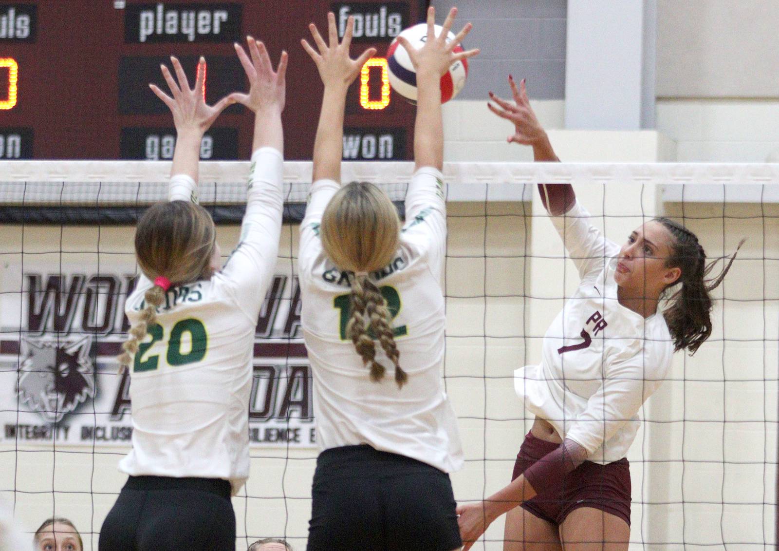 Volleyball: Maizy Agnello’s big night lifts Prairie Ridge past Crystal ...