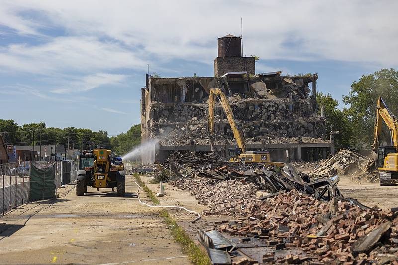 Photos: Micro building demolition continues in Rock Falls – Shaw Local