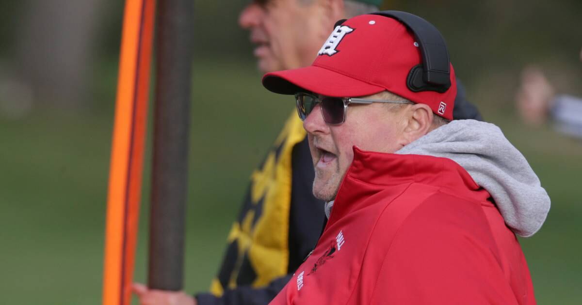 Hall using committee approach to filling Mac Resetich’s shoes – Shaw Local