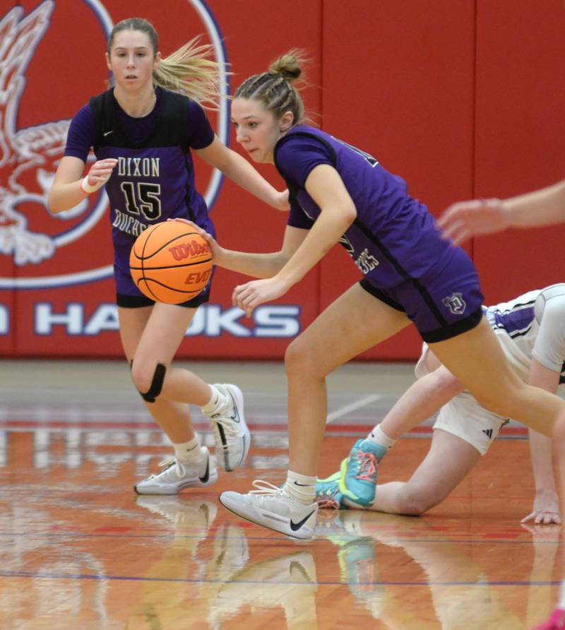 Photos: Dixon wins Oregon Tip-Off Tournament – Shaw Local