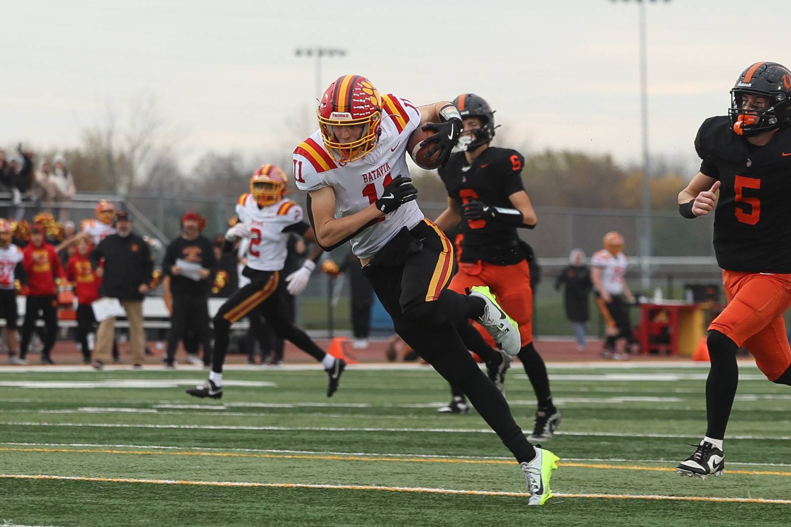 Batavia mounts furious second-half rally to top Lincoln-Way West 25-21 ...